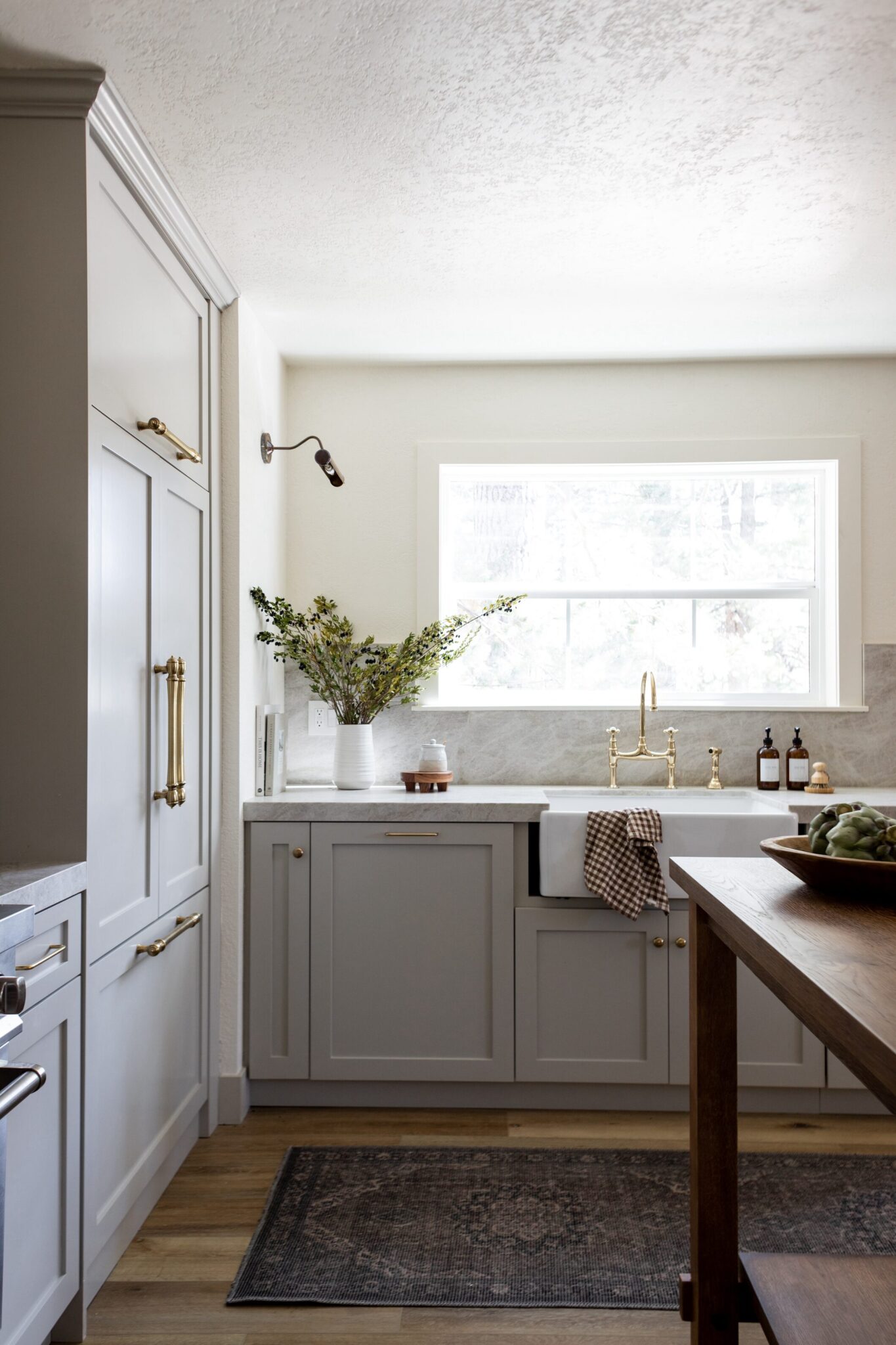 Color Pairing Guide for Natural Stone | Arc Surfaces